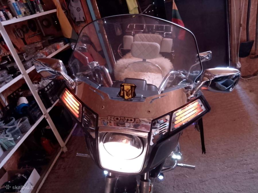 Синий Хонда Goldwing 1983 в Клайпеда, объемом двигателя 1.10 л и пробегом 90 тыс. км за 4500 €, фото 11 на AUTOMOTO.COM.LV