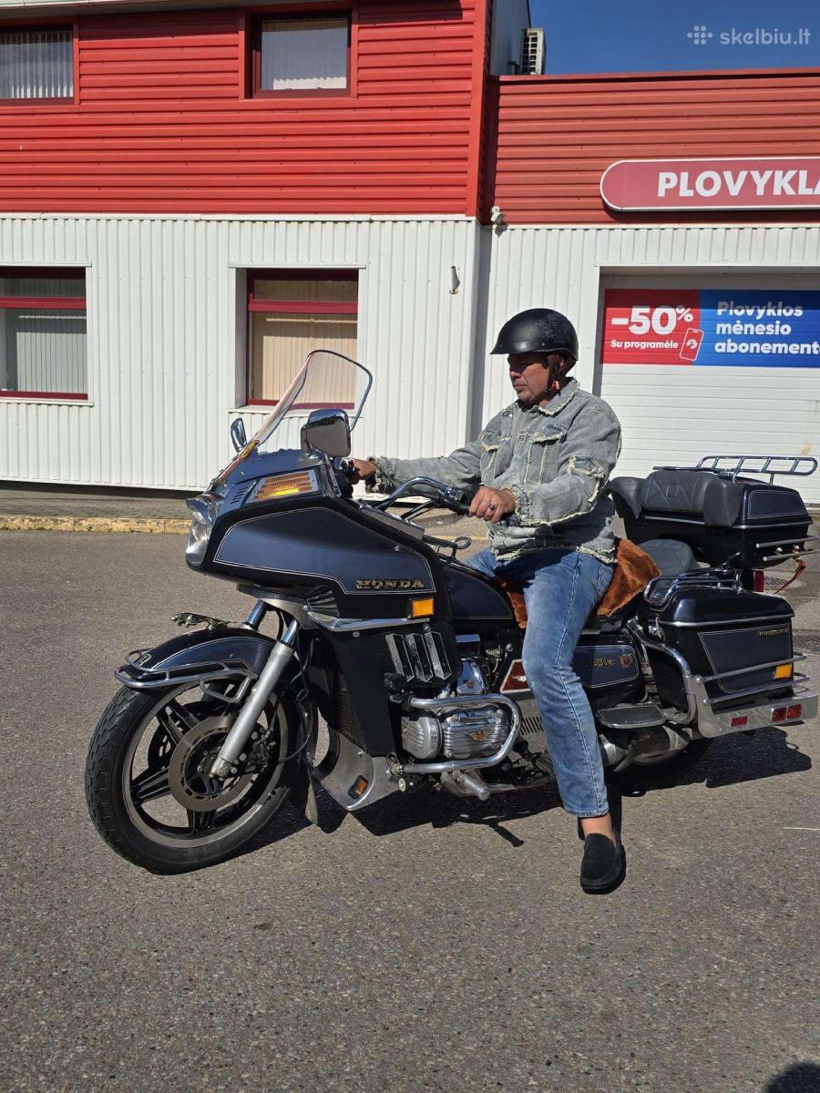 Синий Хонда Goldwing 1983 в Клайпеда, объемом двигателя 1.10 л и пробегом 90 тыс. км за 4500 €, фото 12 на AUTOMOTO.COM.LV