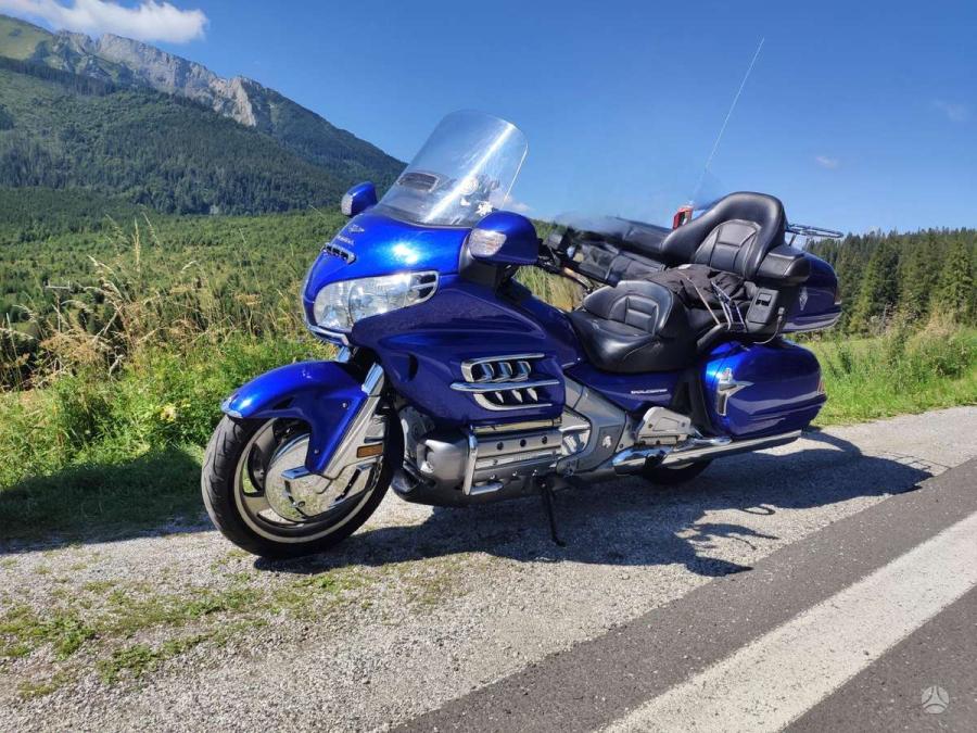 Синий Хонда Goldwing 2005 в Шяуляй, объемом двигателя 1.83 л и пробегом 59 тыс. км за 7150 €, фото 1 на AUTOMOTO.COM.LV