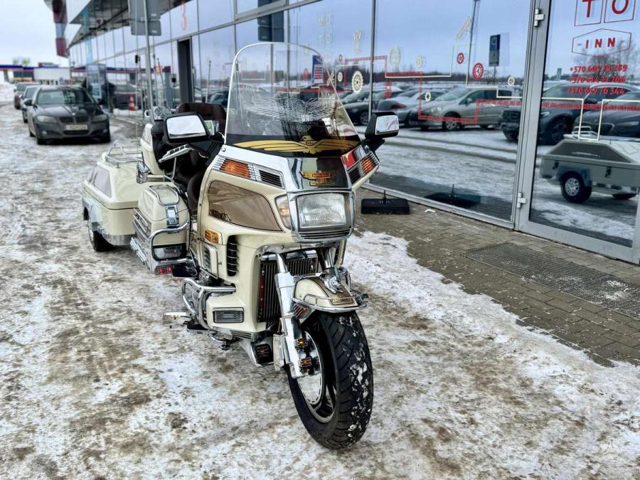 Brown Honda Goldwing 1986 in Vilnius, with an engine capacity of 1.20 L and mileage of 138 thousand km for 6999 €, photo 20 on AUTOMOTO.COM.LV