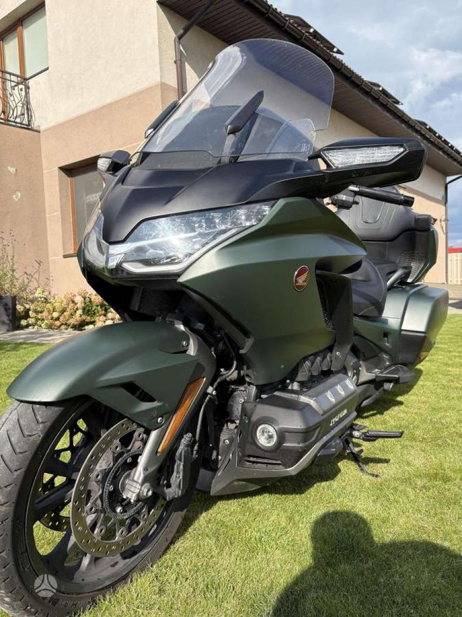 Зеленый Хонда Goldwing 2020 в Паневежис, объемом двигателя 1.80 л и пробегом 82 тыс. км за 19200 €, фото 4 на AUTOMOTO.COM.LV