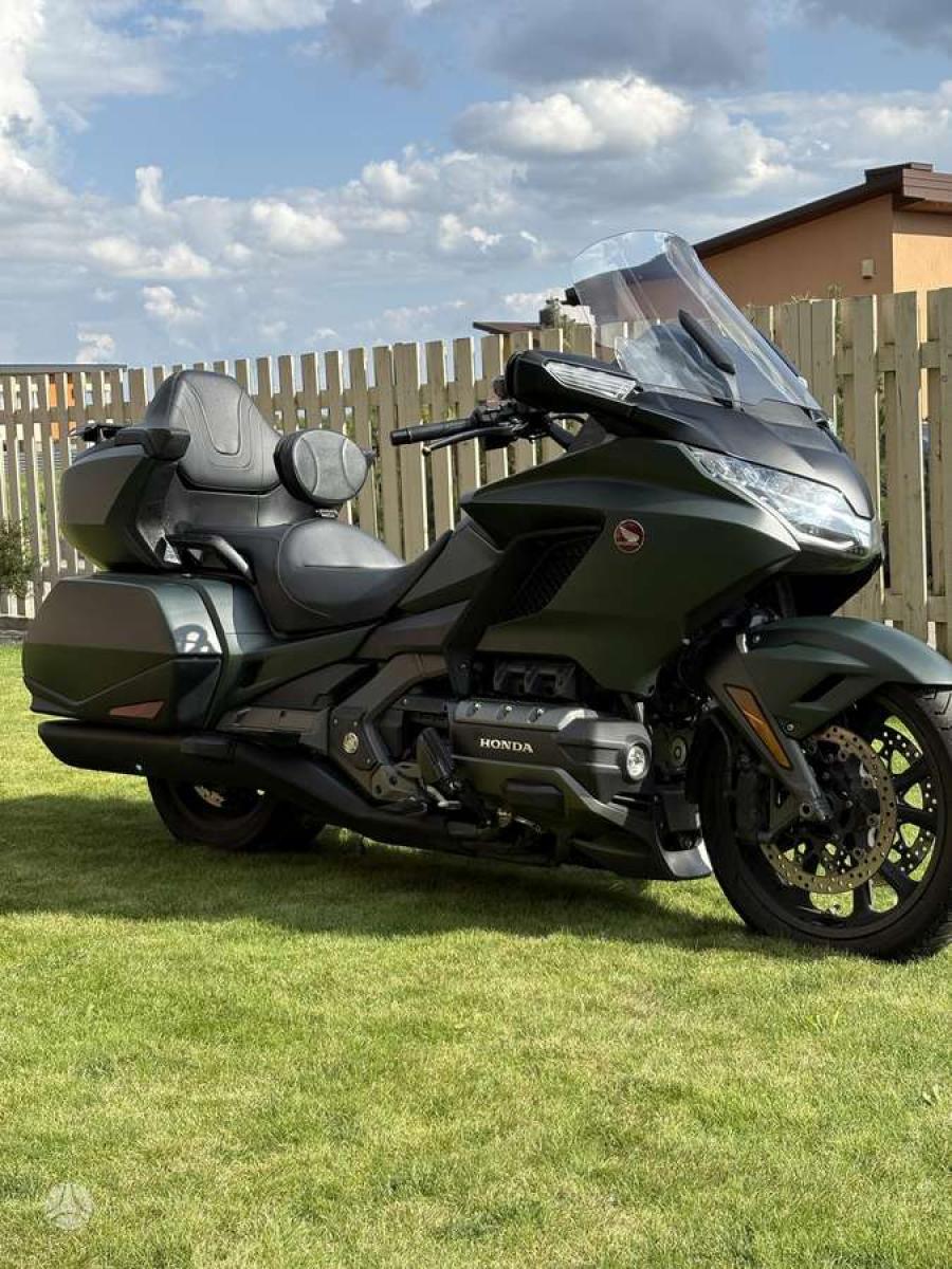 Зеленый Хонда Goldwing 2020 в Паневежис, объемом двигателя 1.80 л и пробегом 82 тыс. км за 19200 €, фото 7 на AUTOMOTO.COM.LV