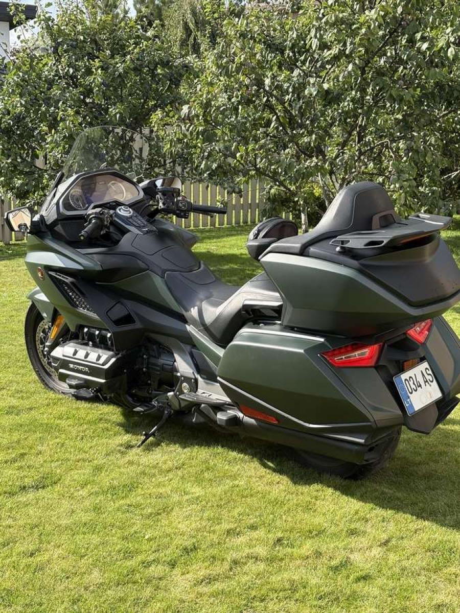 Зеленый Хонда Goldwing 2020 в Паневежис, объемом двигателя 1.80 л и пробегом 82 тыс. км за 19200 €, фото 8 на AUTOMOTO.COM.LV