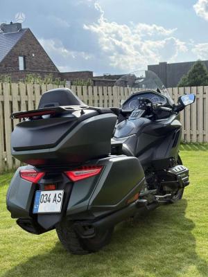 Зеленый Хонда Goldwing 2020 в Паневежис, объемом двигателя 1.80 л и пробегом 82 тыс. км за 19200 €, фото 11 на AUTOMOTO.COM.LV