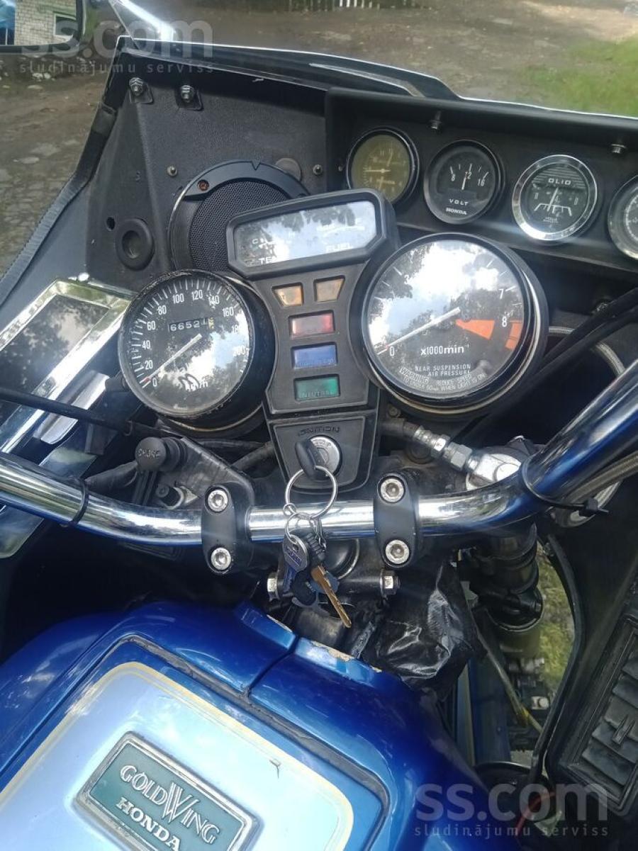Honda Goldwing 1980 Rīga, ar dzinēja tilpumu 1.10 L un nobraukumu 0 tūkst. km par 3500 €, foto 7 vietnē AUTOMOTO.COM.LV