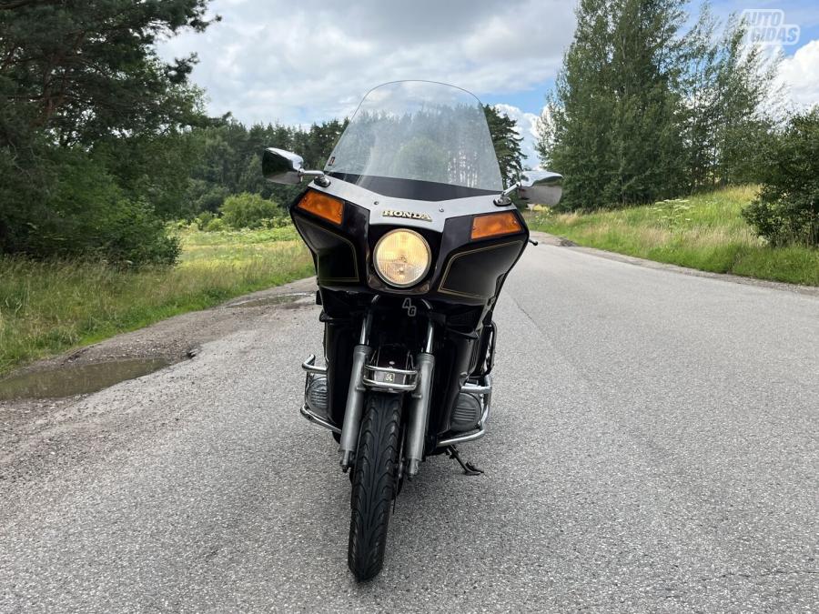 Honda Goldwing 1981 in Kaunas, with an engine capacity of 1.10 L and mileage of 0 thousand km for 1850 €, photo 4 on AUTOMOTO.COM.LV