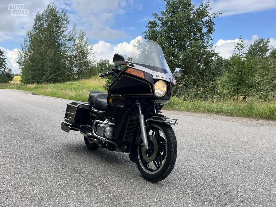 Honda Goldwing 1981 in Kaunas, with an engine capacity of 1.10 L and mileage of 0 thousand km for 1850 €, photo 6 on AUTOMOTO.COM.LV