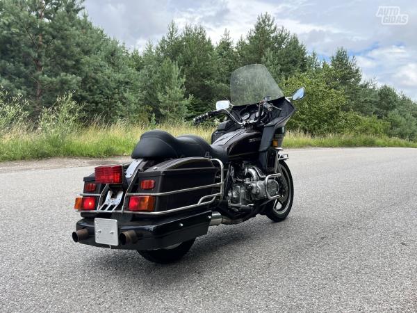 Honda Goldwing 1981 in Kaunas, with an engine capacity of 1.10 L and mileage of 0 thousand km for 1850 €, photo 7 on AUTOMOTO.COM.LV