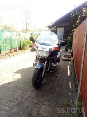 Honda Goldwing 1985 Rīga, ar dzinēja tilpumu 1.20 L un nobraukumu 0 tūkst. km par 2850 €, foto 6 vietnē AUTOMOTO.COM.LV