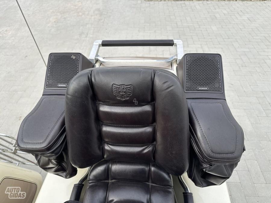 Honda Goldwing 1986 Kauņa, ar dzinēja tilpumu 1.20 L un nobraukumu 92 tūkst. km par 8000 €, foto 16 vietnē AUTOMOTO.COM.LV