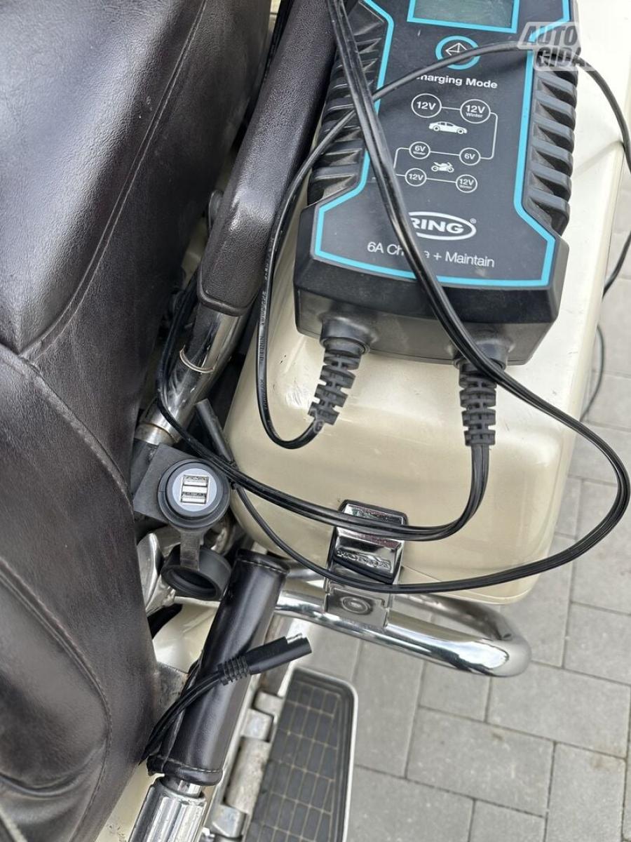 Honda Goldwing 1986 Kauņa, ar dzinēja tilpumu 1.20 L un nobraukumu 92 tūkst. km par 8000 €, foto 27 vietnē AUTOMOTO.COM.LV