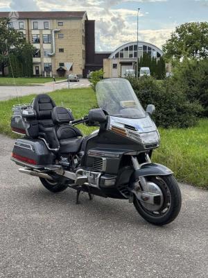 Honda Goldwing 1991 in Alytus, with an engine capacity of 1.52 L and mileage of 190 thousand km for 2600 €, photo  on AUTOMOTO.COM.LV