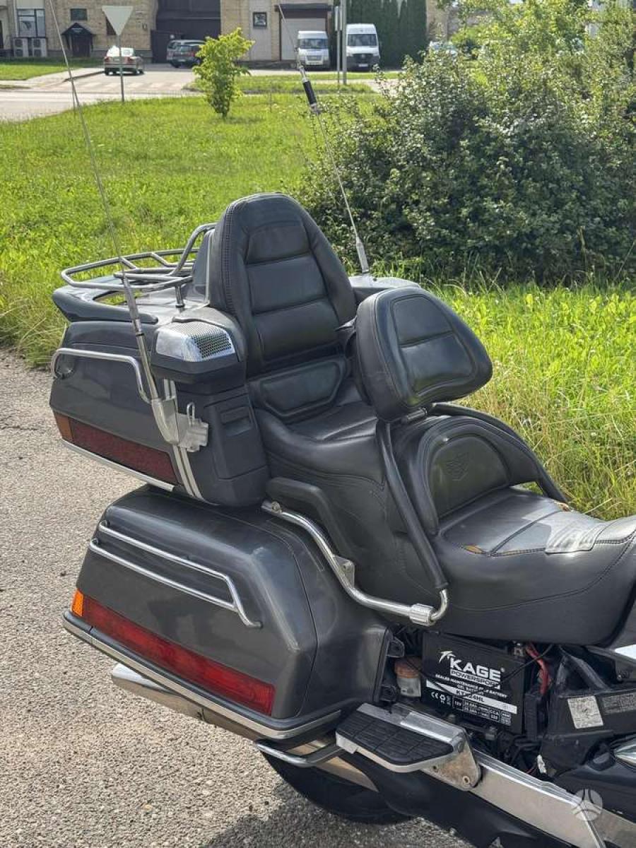 Honda Goldwing 1991 in Alytus, with an engine capacity of 1.52 L and mileage of 190 thousand km for 2600 €, photo 13 on AUTOMOTO.COM.LV