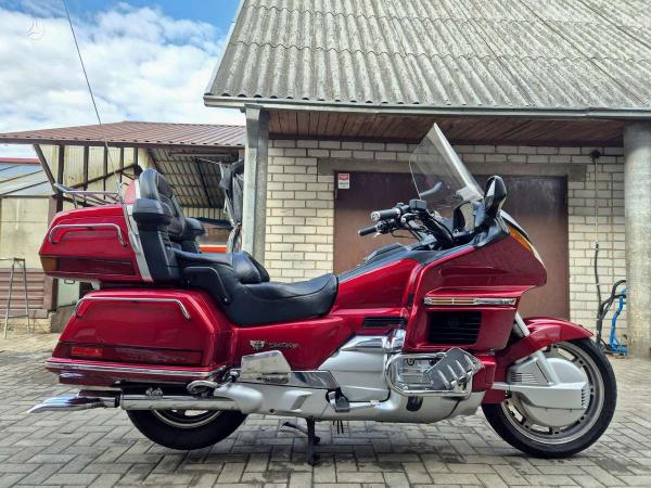 Honda Goldwing 1993 Prienai, ar dzinēja tilpumu 1.50 L un nobraukumu 74 tūkst. km par 4000 €, foto 5 vietnē AUTOMOTO.COM.LV