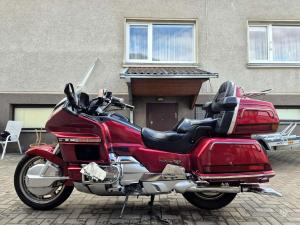 Honda Goldwing 1993 in Prienai, with an engine capacity of 1.50 L and mileage of 74 thousand km for 4000 €, photo 6 on AUTOMOTO.COM.LV