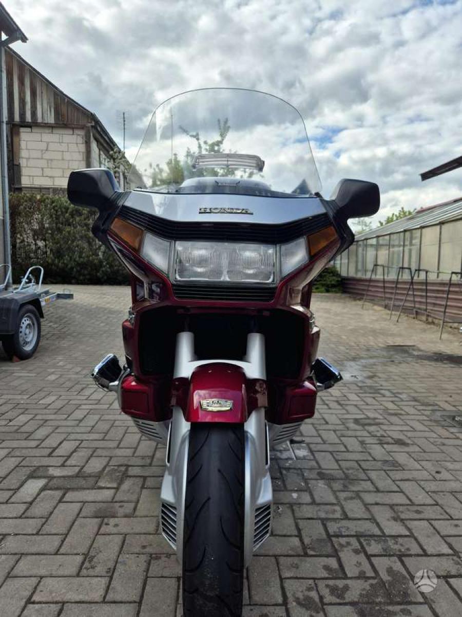 Honda Goldwing 1993 in Prienai, with an engine capacity of 1.50 L and mileage of 74 thousand km for 4000 €, photo 10 on AUTOMOTO.COM.LV