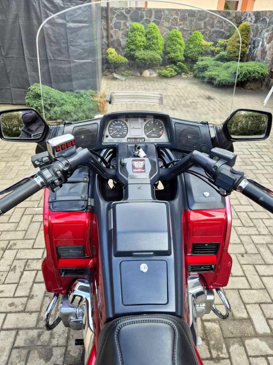 Honda Goldwing 1993 in Prienai, with an engine capacity of 1.50 L and mileage of 74 thousand km for 4000 €, photo 11 on AUTOMOTO.COM.LV