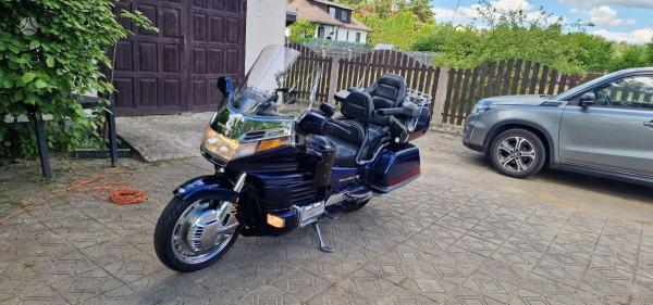 Honda Goldwing 2000 Viļņa, ar dzinēja tilpumu 1.50 L un nobraukumu 120 tūkst. km par 6400 €, foto 3 vietnē AUTOMOTO.COM.LV