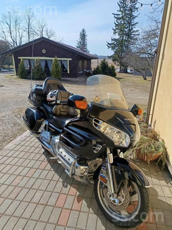 Honda Goldwing 2002 Talsi, ar dzinēja tilpumu 1.80 L un nobraukumu 0 tūkst. km par 8889 €, foto 2 vietnē AUTOMOTO.COM.LV
