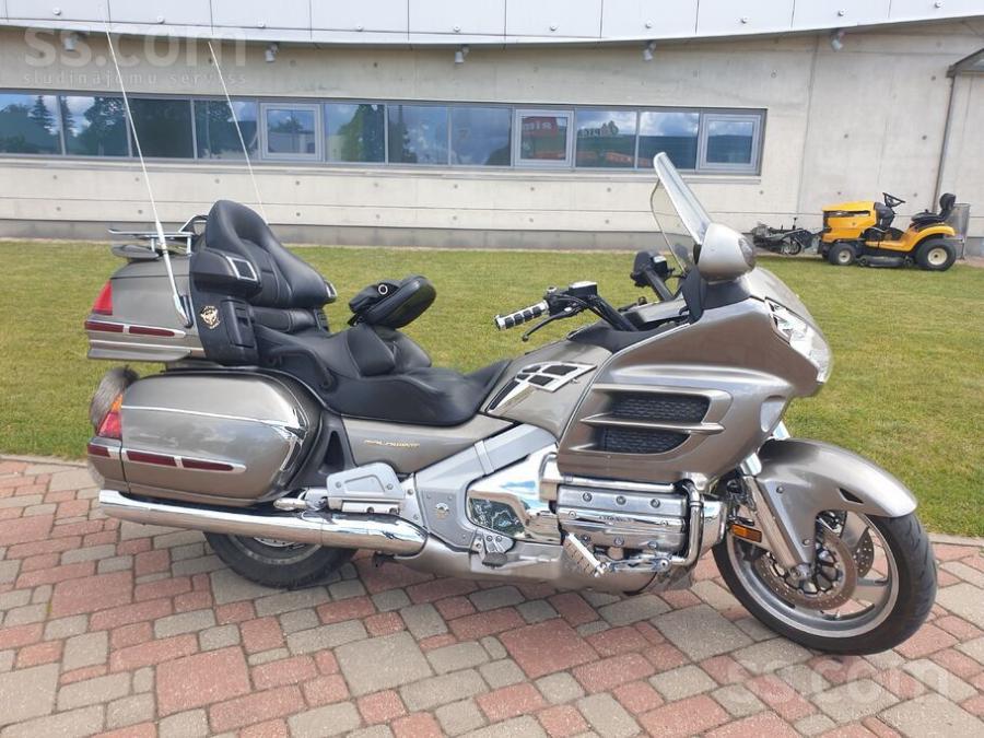 Хонда Goldwing 2003 в Даугавпилс, объемом двигателя 1.83 л и пробегом 0 тыс. км за 7500 €, фото 1 на AUTOMOTO.COM.LV