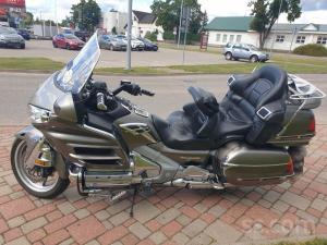 Хонда Goldwing 2003 в Даугавпилс, объемом двигателя 1.83 л и пробегом 0 тыс. км за 7500 €, фото 5 на AUTOMOTO.COM.LV