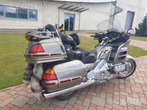 Хонда Goldwing 2003 в Даугавпилс, объемом двигателя 1.83 л и пробегом 0 тыс. км за 7500 €, фото 6 на AUTOMOTO.COM.LV
