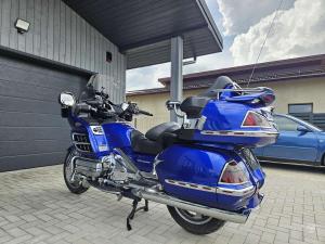 Хонда Goldwing 2005 в Таураге, объемом двигателя 1.83 л и пробегом 106 тыс. км за 7900 €, фото 6 на AUTOMOTO.COM.LV