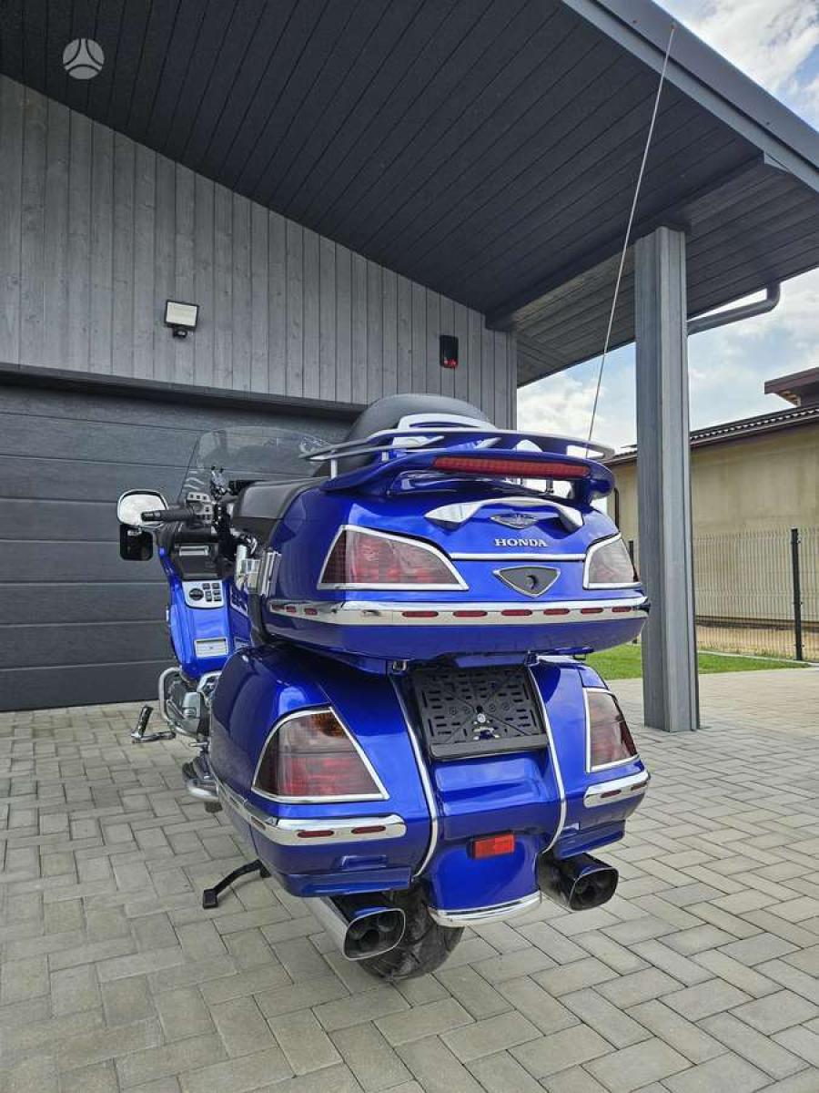 Хонда Goldwing 2005 в Таураге, объемом двигателя 1.83 л и пробегом 106 тыс. км за 7900 €, фото 7 на AUTOMOTO.COM.LV