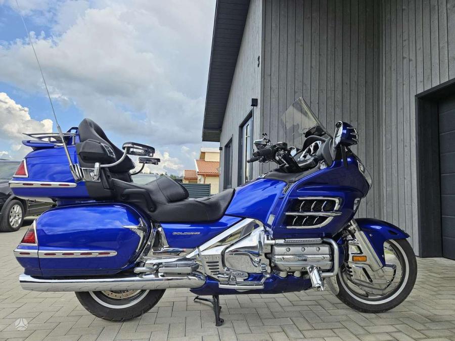 Хонда Goldwing 2005 в Таураге, объемом двигателя 1.83 л и пробегом 106 тыс. км за 7900 €, фото 10 на AUTOMOTO.COM.LV
