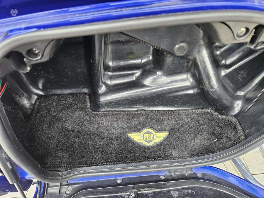 Хонда Goldwing 2005 в Таураге, объемом двигателя 1.83 л и пробегом 106 тыс. км за 7900 €, фото 19 на AUTOMOTO.COM.LV