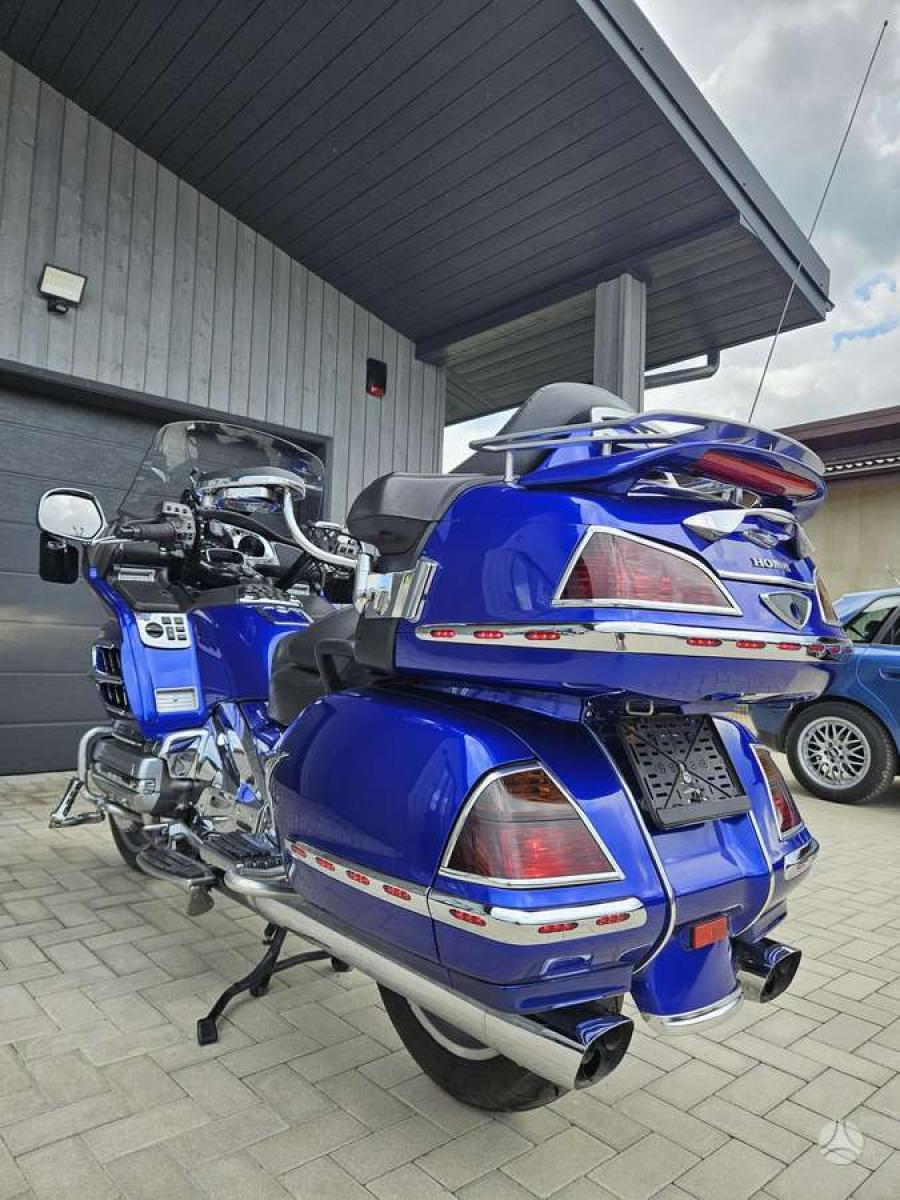 Хонда Goldwing 2005 в Таураге, объемом двигателя 1.83 л и пробегом 106 тыс. км за 7900 €, фото 23 на AUTOMOTO.COM.LV