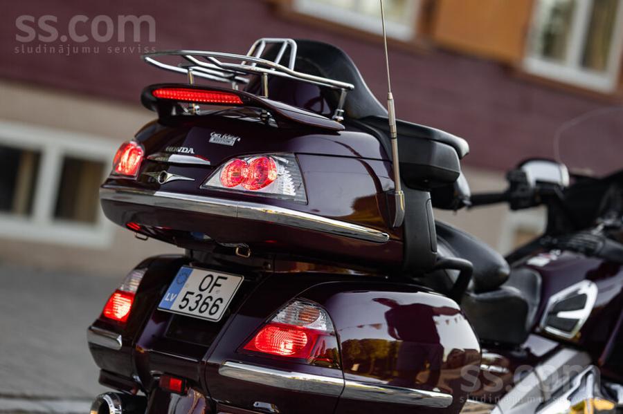 Хонда Goldwing 2006 в Елгава, объемом двигателя 1.80 л и пробегом 0 тыс. км за 9990 €, фото 6 на AUTOMOTO.COM.LV