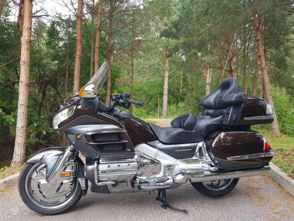 Хонда Goldwing 2008 в Паланга, объемом двигателя 1.83 л и пробегом 47 тыс. км за 10300 €, фото 2 на AUTOMOTO.COM.LV