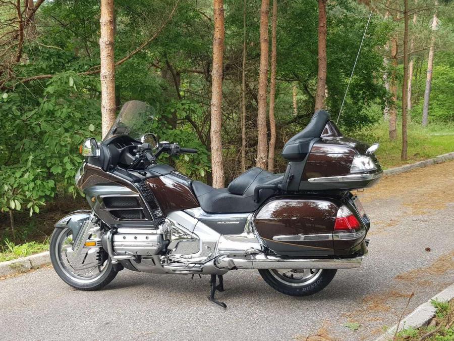 Хонда Goldwing 2008 в Паланга, объемом двигателя 1.83 л и пробегом 47 тыс. км за 10300 €, фото 3 на AUTOMOTO.COM.LV