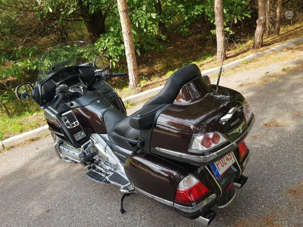 Хонда Goldwing 2008 в Паланга, объемом двигателя 1.83 л и пробегом 47 тыс. км за 10300 €, фото 4 на AUTOMOTO.COM.LV