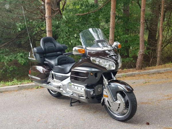 Хонда Goldwing 2008 в Паланга, объемом двигателя 1.83 л и пробегом 47 тыс. км за 10300 €, фото 5 на AUTOMOTO.COM.LV