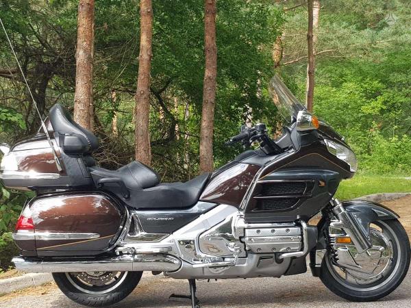 Хонда Goldwing 2008 в Паланга, объемом двигателя 1.83 л и пробегом 47 тыс. км за 10300 €, фото 7 на AUTOMOTO.COM.LV