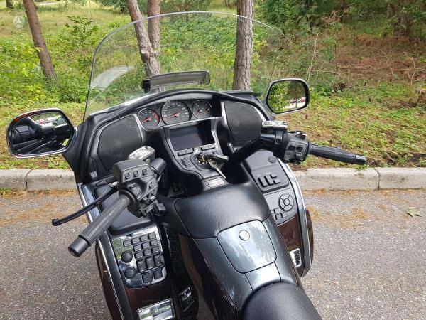 Хонда Goldwing 2008 в Паланга, объемом двигателя 1.83 л и пробегом 47 тыс. км за 10300 €, фото 8 на AUTOMOTO.COM.LV