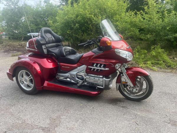 Honda Goldwing 2008 in Siauliai, with an engine capacity of 1.80 L and mileage of 34 thousand km for 16700 €, photo 2 on AUTOMOTO.COM.LV