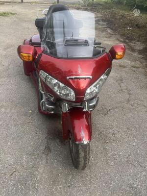 Honda Goldwing 2008 in Siauliai, with an engine capacity of 1.80 L and mileage of 34 thousand km for 16700 €, photo 5 on AUTOMOTO.COM.LV