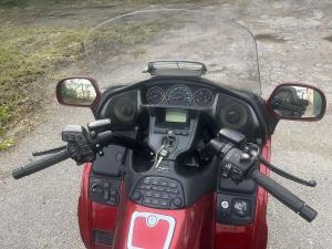 Honda Goldwing 2008 in Siauliai, with an engine capacity of 1.80 L and mileage of 34 thousand km for 16700 €, photo 8 on AUTOMOTO.COM.LV