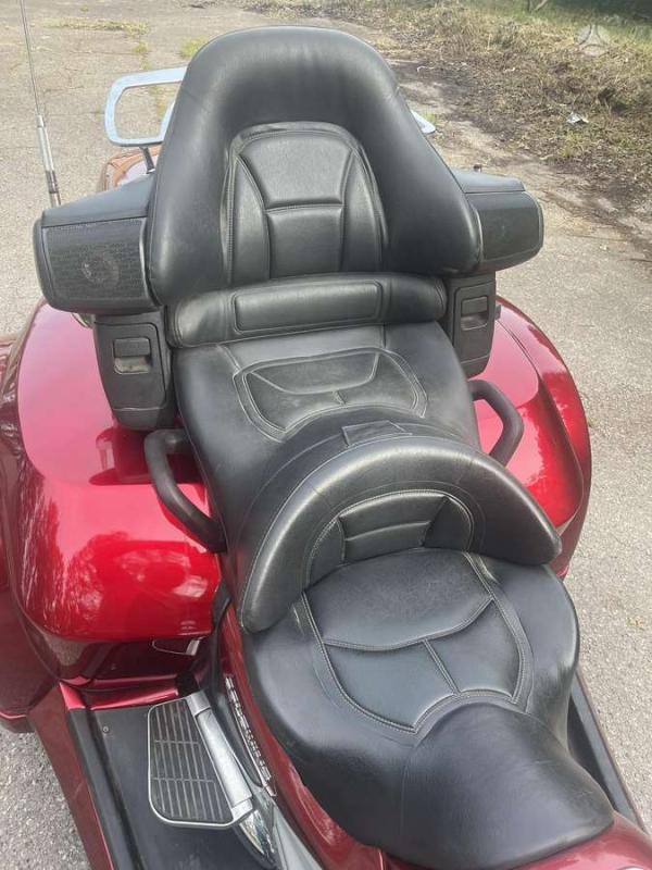Honda Goldwing 2008 in Siauliai, with an engine capacity of 1.80 L and mileage of 34 thousand km for 16700 €, photo 8 on AUTOMOTO.COM.LV