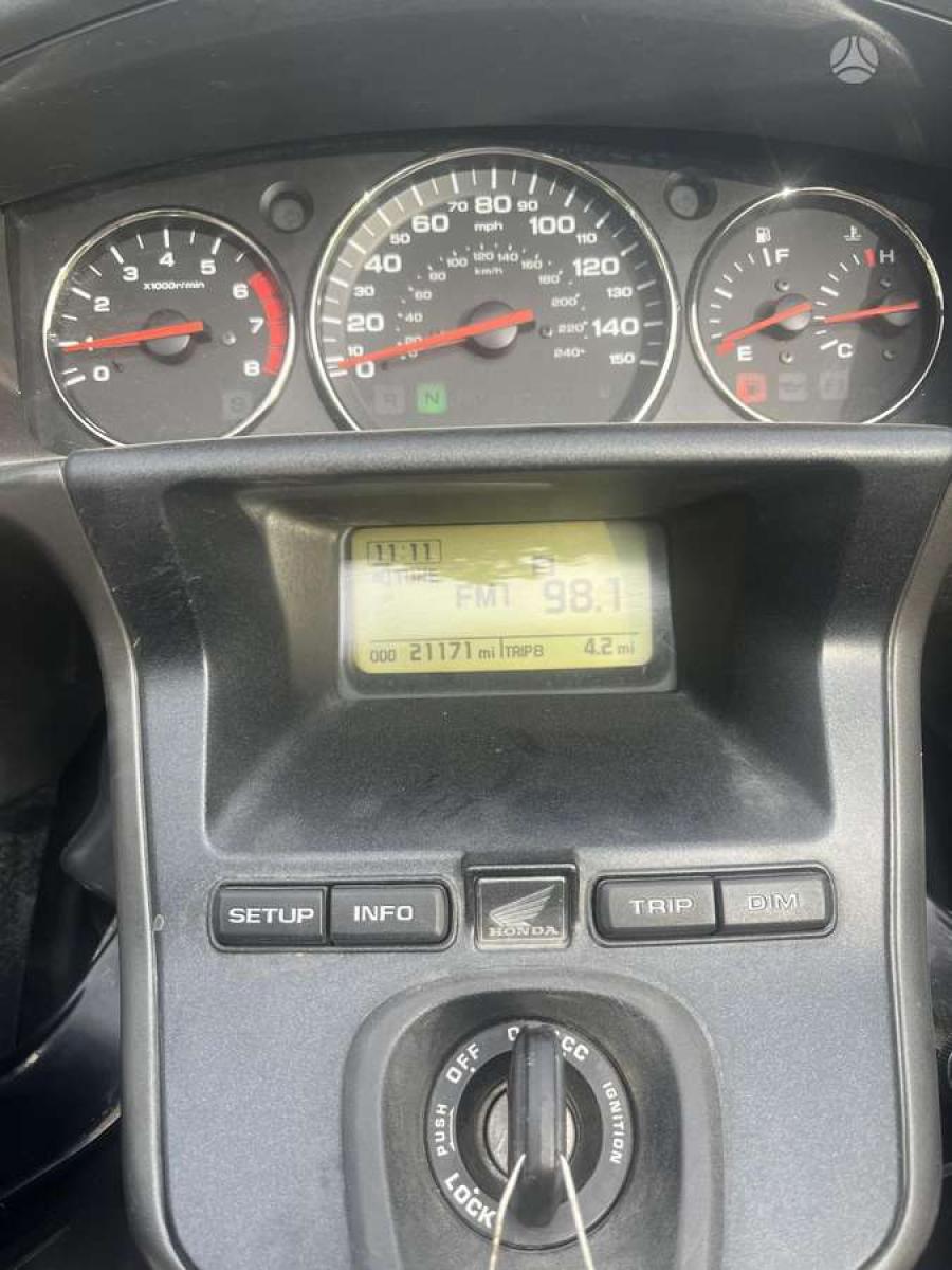 Honda Goldwing 2008 in Siauliai, with an engine capacity of 1.80 L and mileage of 34 thousand km for 16700 €, photo 10 on AUTOMOTO.COM.LV