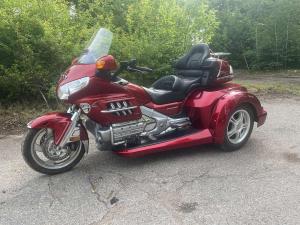 Honda Goldwing 2008 in Siauliai, with an engine capacity of 1.80 L and mileage of 34 thousand km for 16700 €, photo 12 on AUTOMOTO.COM.LV