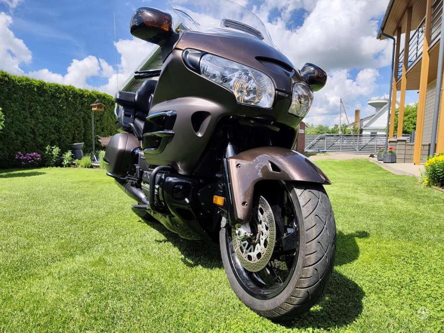 Honda Goldwing 2011 Ukmergė, ar dzinēja tilpumu 0.00 L un nobraukumu 56 tūkst. km par 8900 €, foto 4 vietnē AUTOMOTO.COM.LV