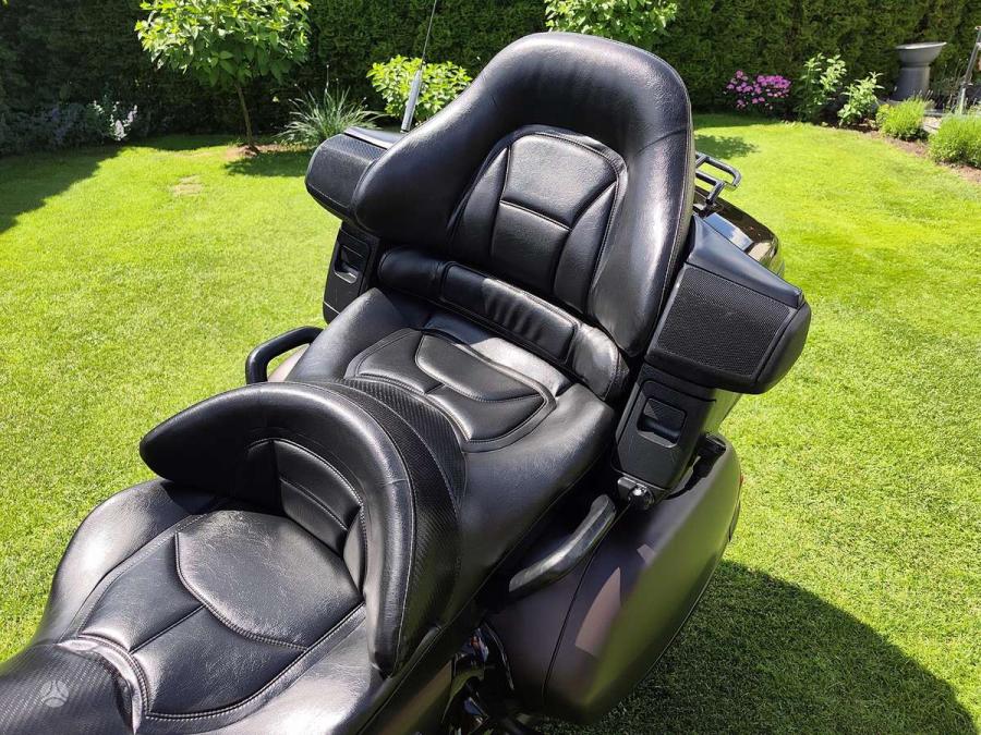 Honda Goldwing 2011 Ukmergė, ar dzinēja tilpumu 0.00 L un nobraukumu 56 tūkst. km par 8900 €, foto 13 vietnē AUTOMOTO.COM.LV