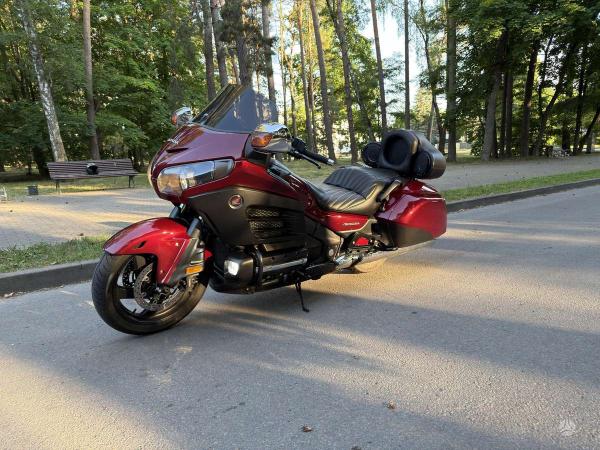 Honda Goldwing 2013 in Alytus, with an engine capacity of 1.83 L and mileage of 59 thousand km for 10800 €, photo 7 on AUTOMOTO.COM.LV