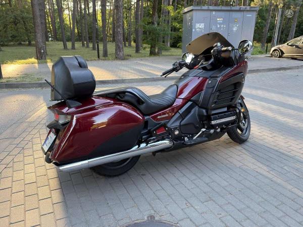 Honda Goldwing 2013 in Alytus, with an engine capacity of 1.83 L and mileage of 59 thousand km for 10800 €, photo 10 on AUTOMOTO.COM.LV
