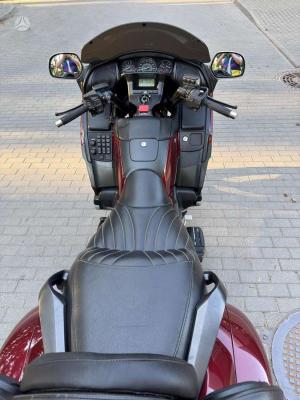 Honda Goldwing 2013 in Alytus, with an engine capacity of 1.83 L and mileage of 59 thousand km for 10800 €, photo 13 on AUTOMOTO.COM.LV
