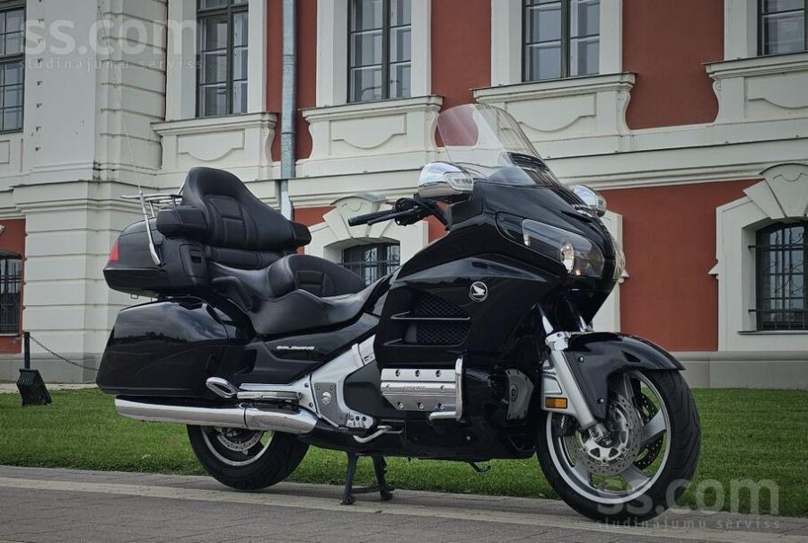 Honda Goldwing 2015 Jelgava, ar dzinēja tilpumu 1.80 L un nobraukumu 0 tūkst. km par 14900 €, foto 3 vietnē AUTOMOTO.COM.LV